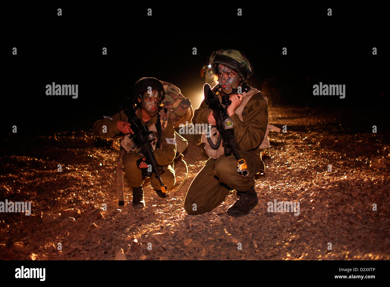 Israeli female soldiers from the 727th Eitam Field Intelligence ...