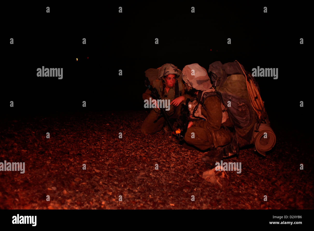 Israeli female soldiers from the 727th Eitam Field Intelligence ...