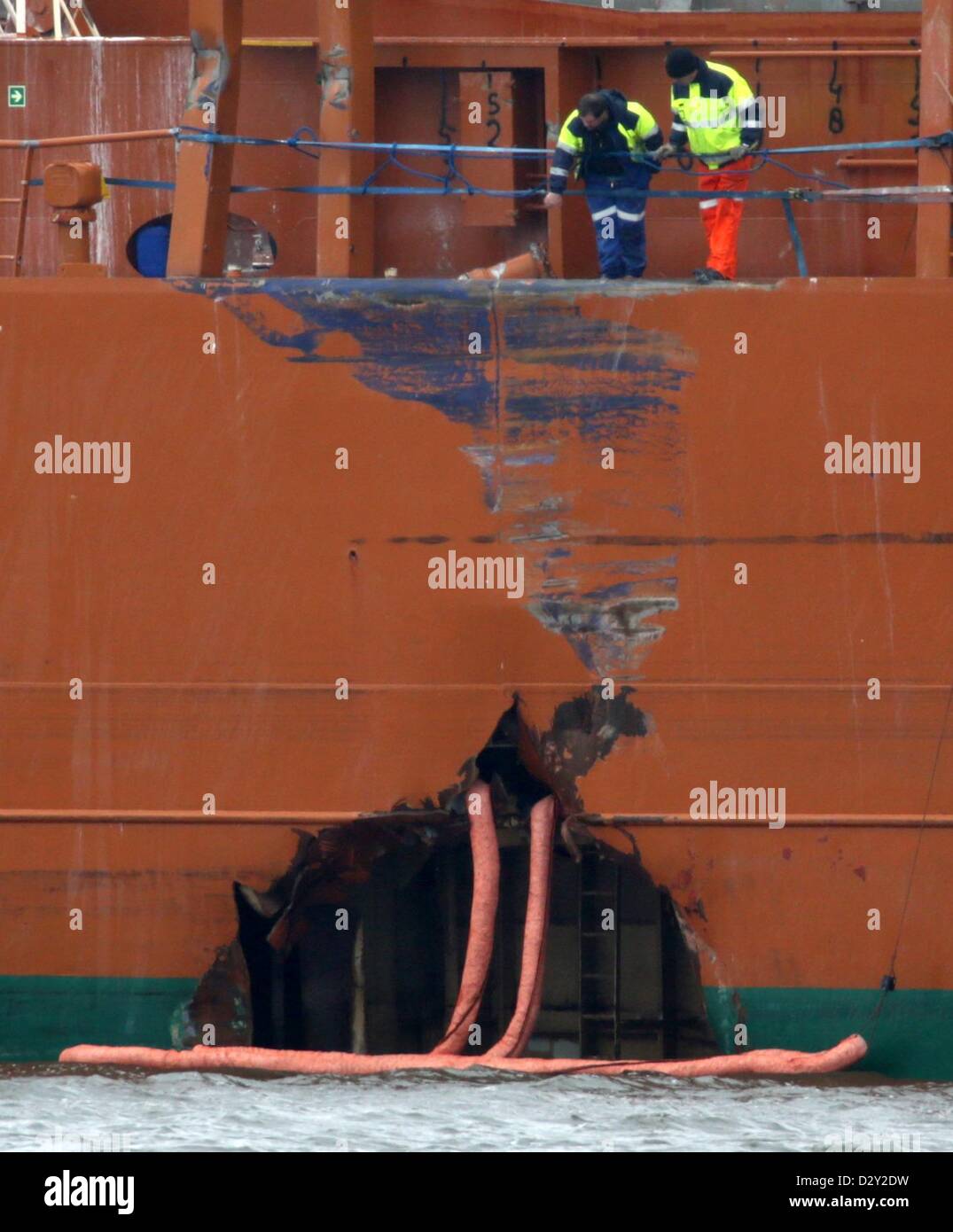 The 172 meter long Dutch freighter ship "Statengracht" is docked with a ...