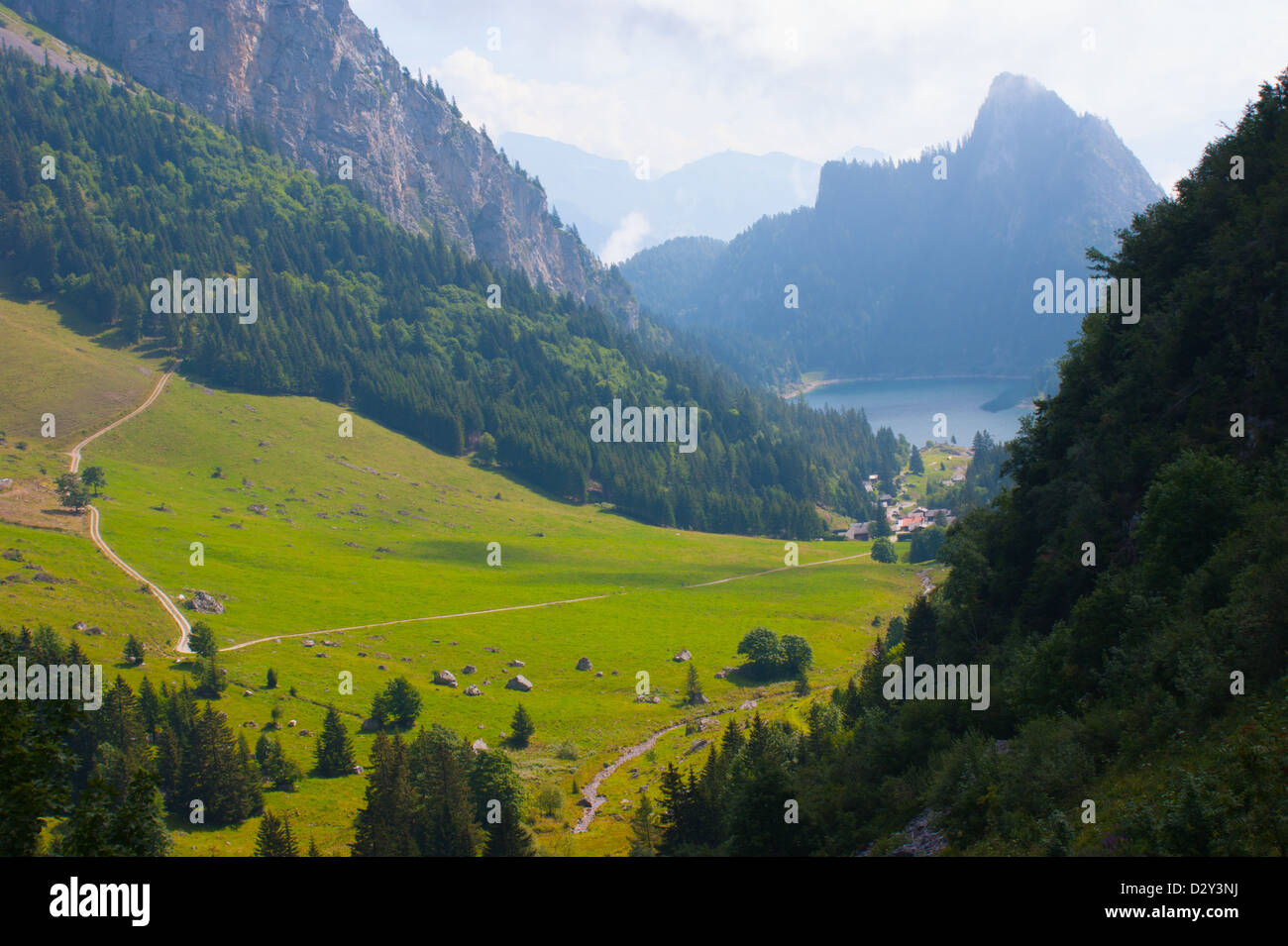 Lac de lovenex hi-res stock photography and images - Alamy