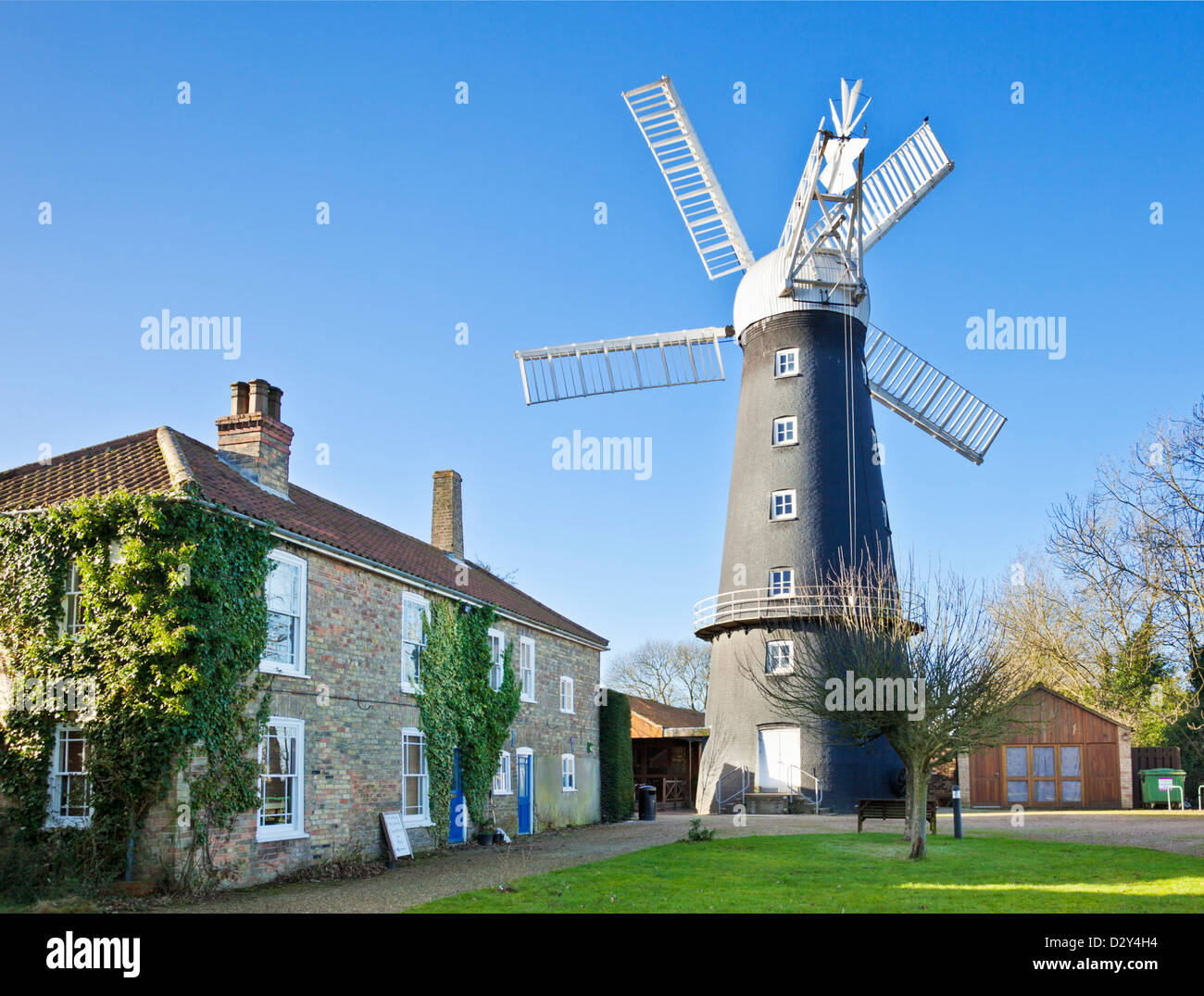 Windmill countryside uk hi-res stock photography and images - Alamy