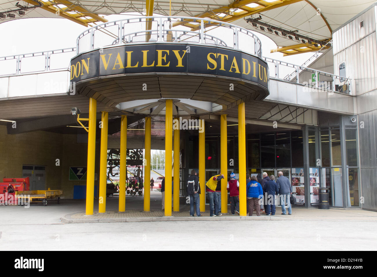 Don Valley Stadium Sheffield, South Yorkshire, England, Uk -soccer fans ...