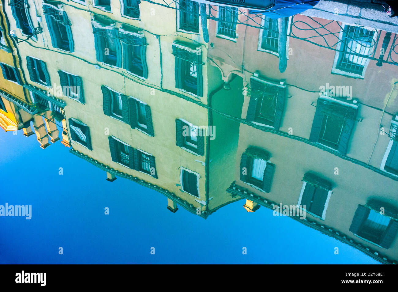 Colourful Canal Reflections of Buildings in Venice Stock Photo - Alamy