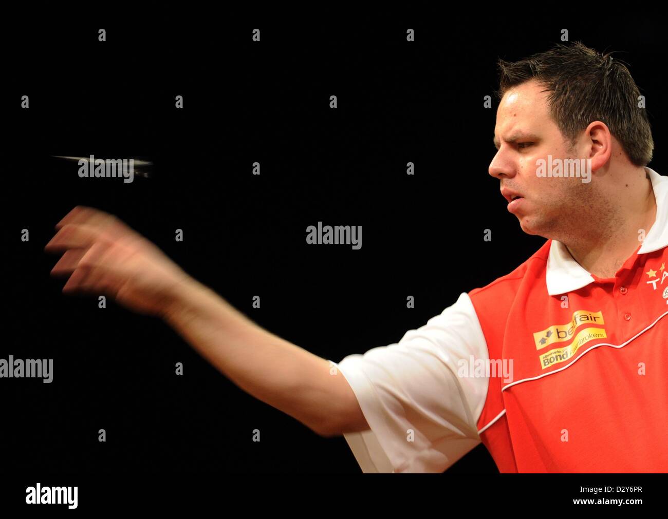 Adrian lewis darts hi-res stock photography and images - Alamy