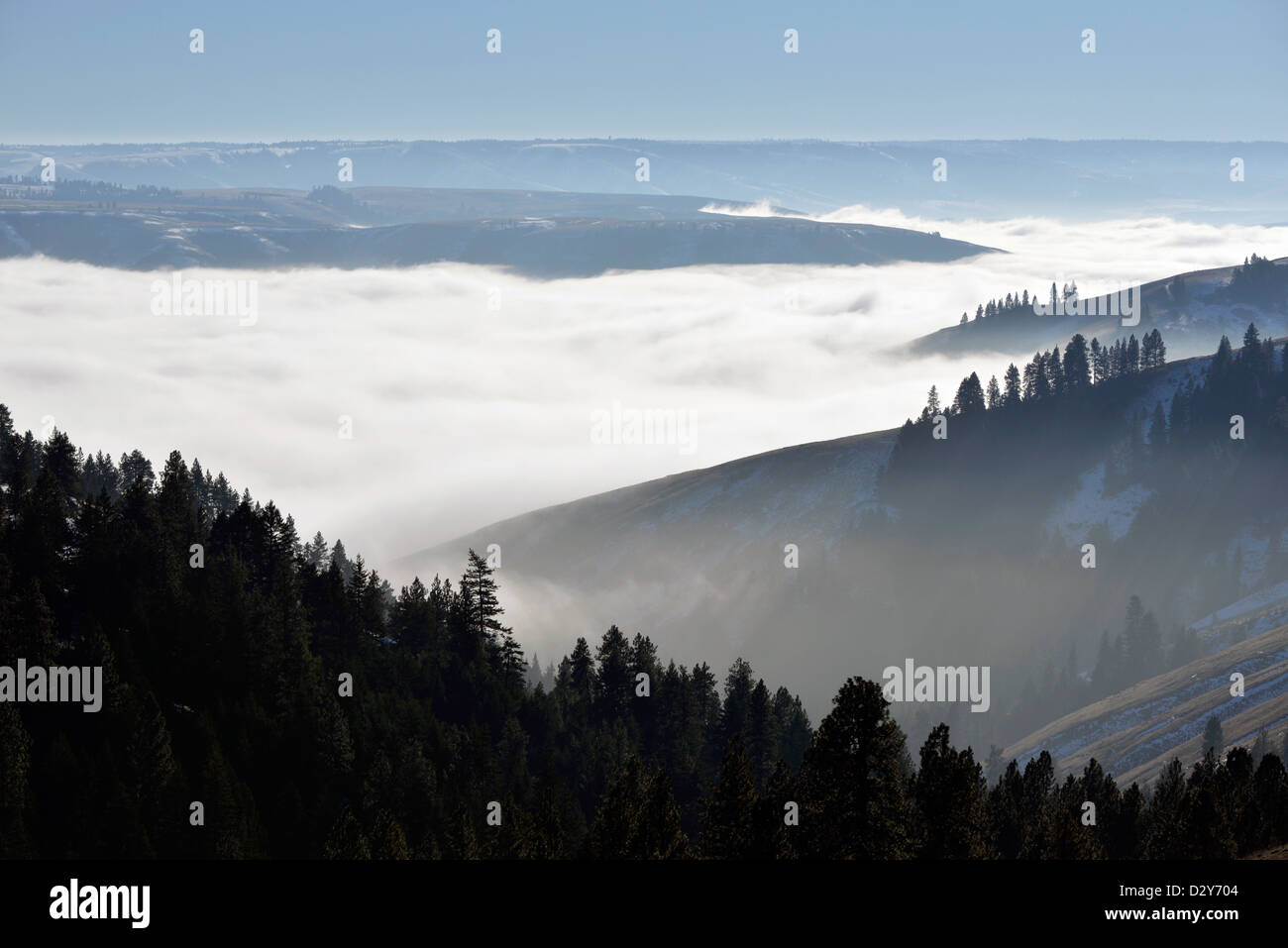 Blue mountains oregon hi-res stock photography and images - Alamy