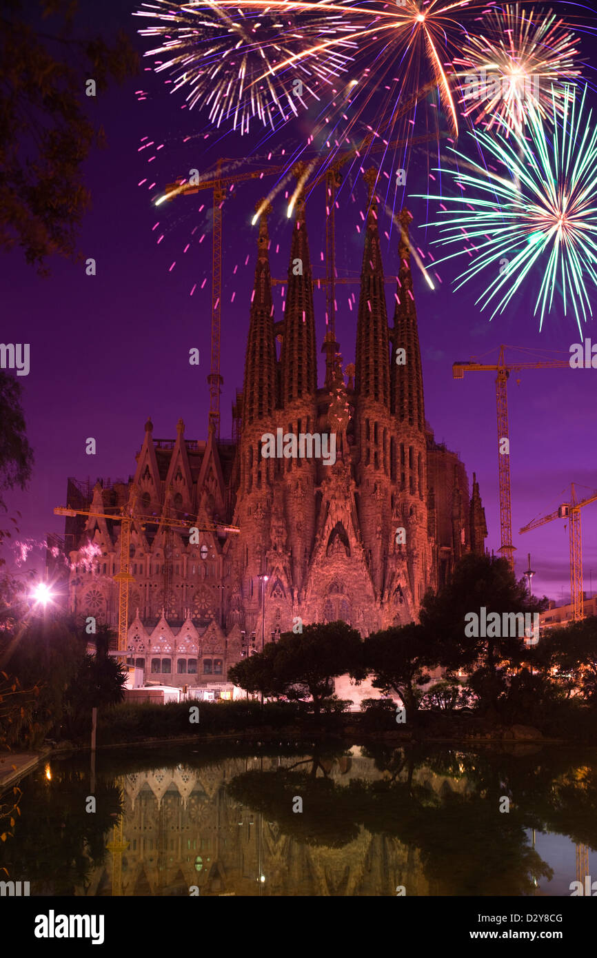 2009 HISTORICAL NATIVITY FACADE SAGRADA FAMILIA BASILICA (©ANTONI GAUDI ...