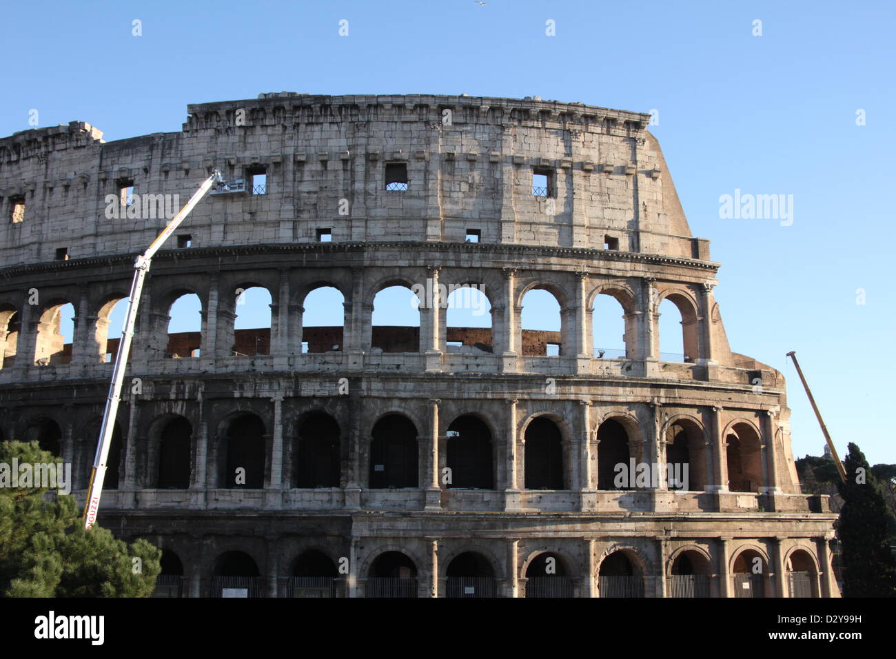 Colosseum lift hi-res stock photography and images - Alamy