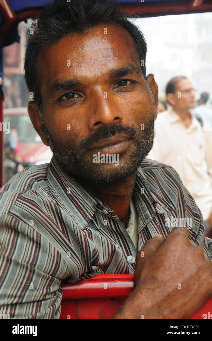 Rickshaw man on the main street in Paharganj, New Delhi Stock Photo - Alamy