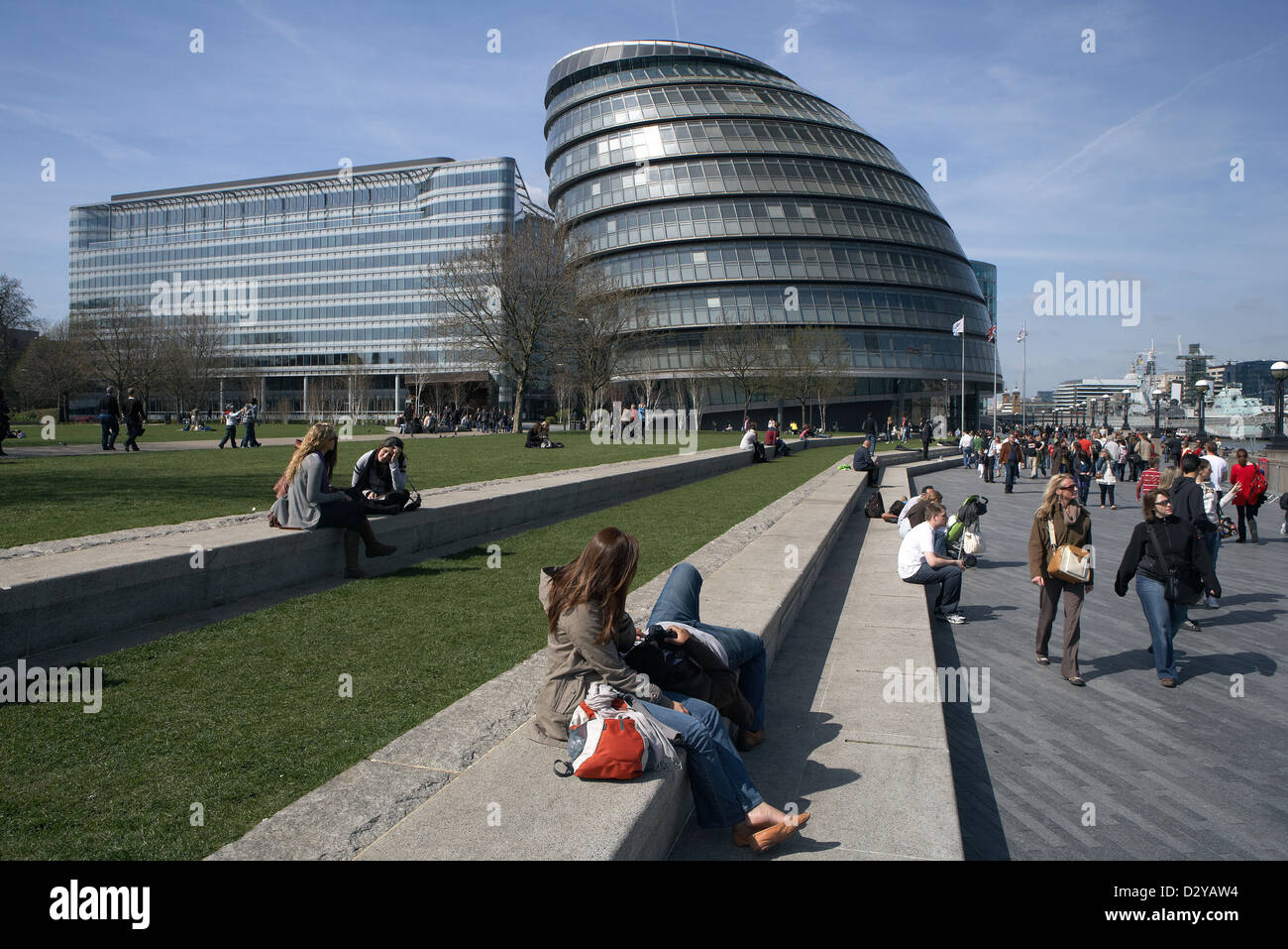 London, United Kingdom, City Hall at Queens Walk Stock Photo - Alamy