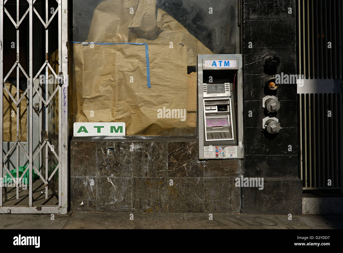 wrecked atm machine san francisco usa Stock Photo - Alamy