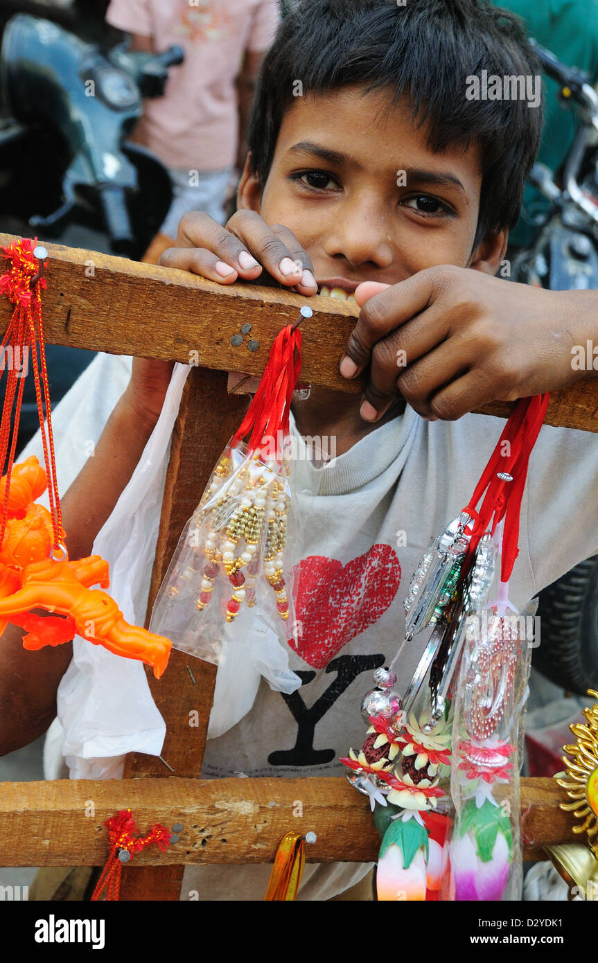 Indian boy selling at market hi-res stock photography and images - Alamy