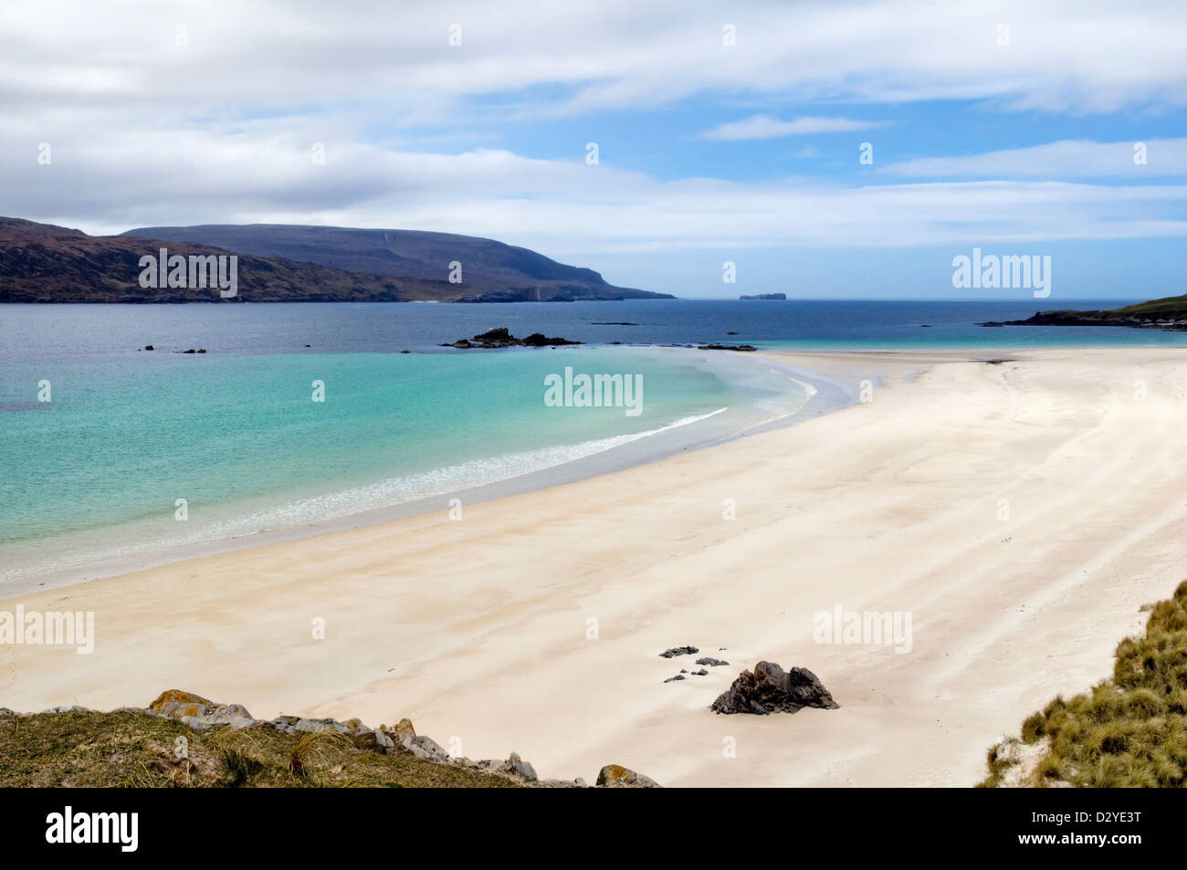 Stunning sandy beach and bay of Balnakeil Bay, Durness, Sutherland in ...