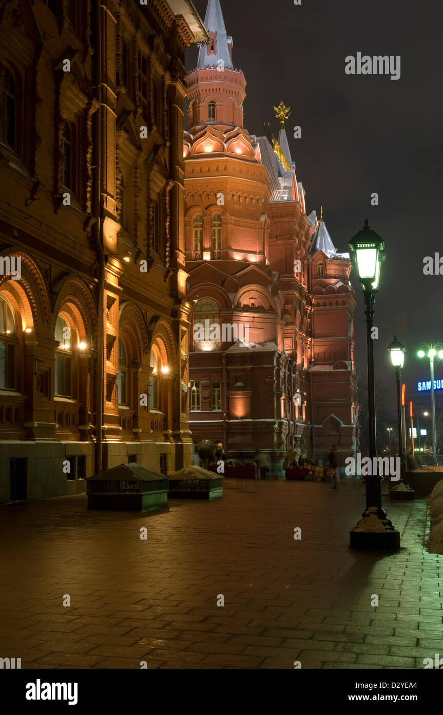 Night scene of buildings leading to the entrance to Red Square, Moscow ...