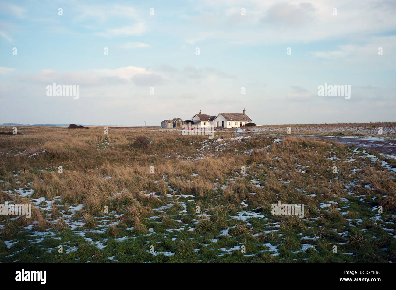 Beach house home shingle street hi-res stock photography and images - Alamy
