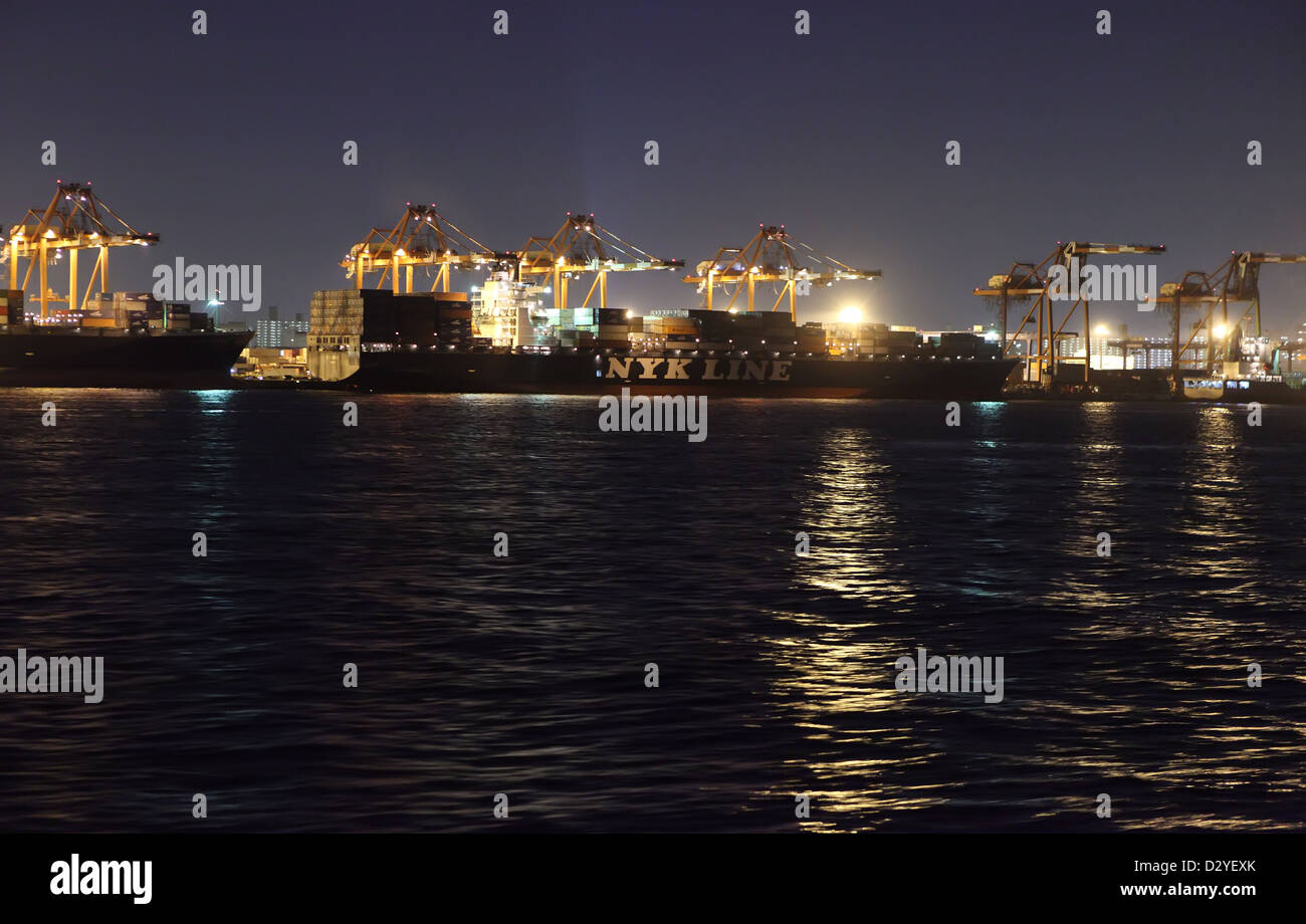 Industrial port night hi-res stock photography and images - Alamy