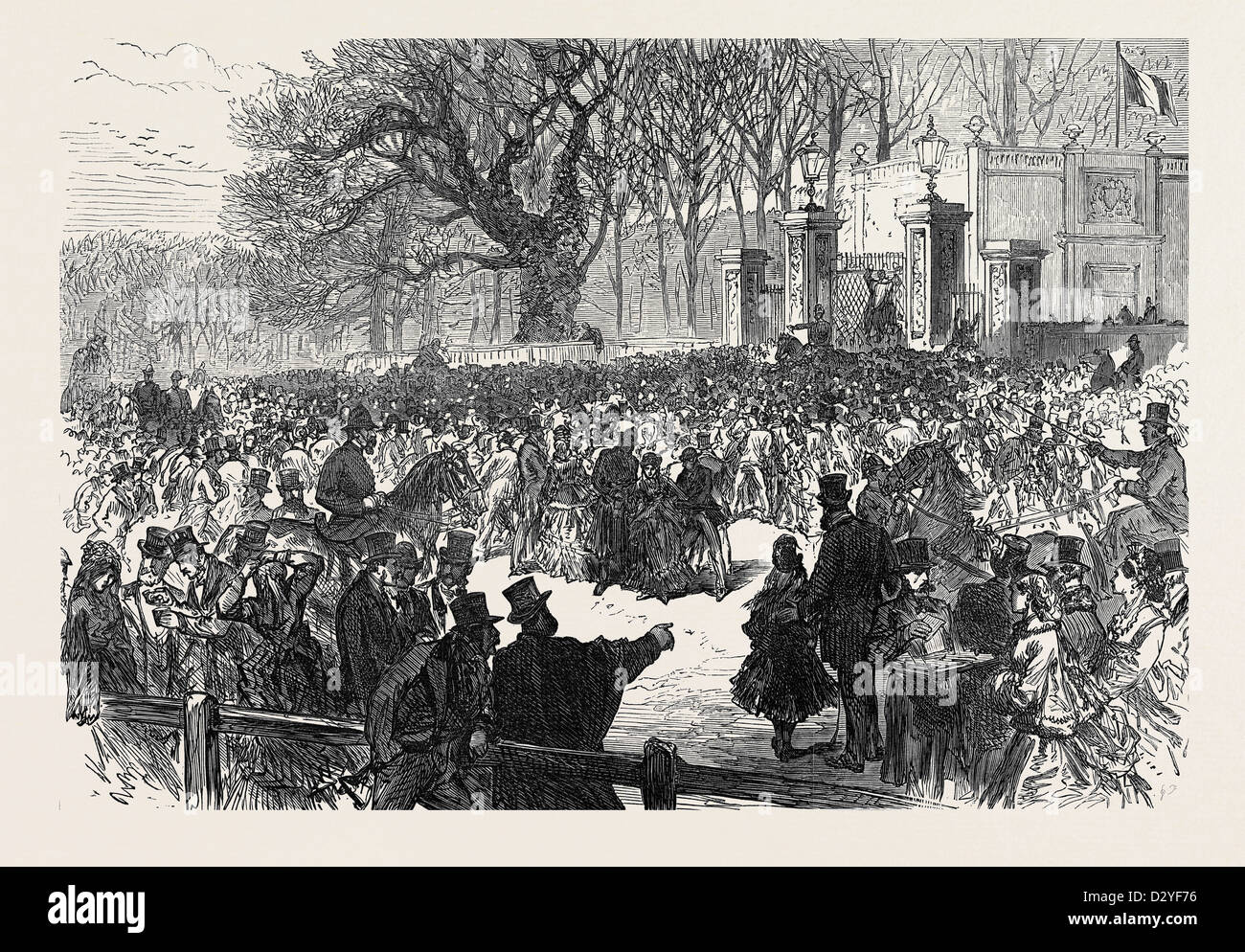 Napoleon gate hi-res stock photography and images - Alamy