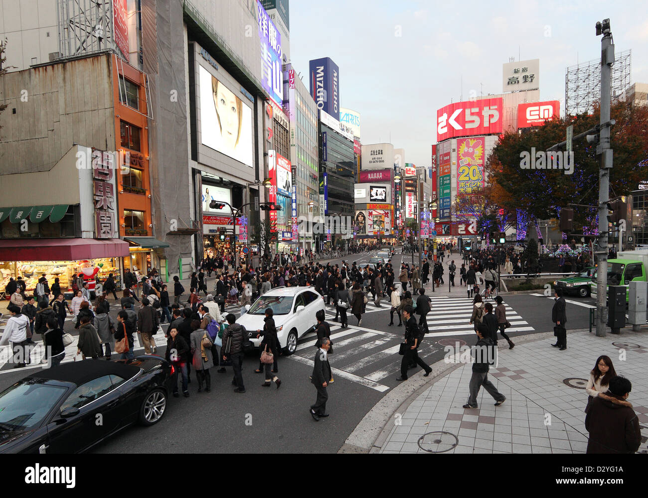 Tokyo, Japan, city view in the district of Shinjuku Stock Photo - Alamy