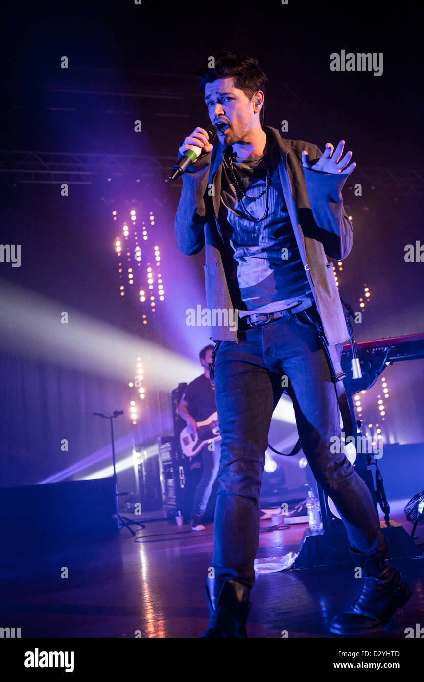 The script in concert hi-res stock photography and images - Alamy