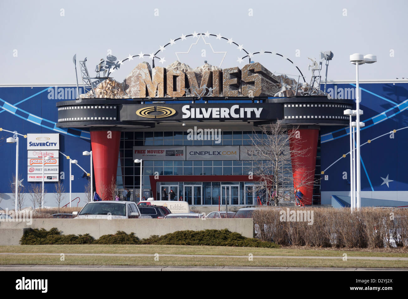 Movie theatre entrance hi-res stock photography and images - Alamy