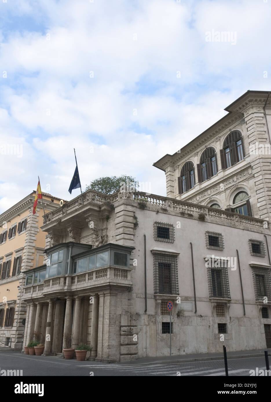 Palazzo borghese hi-res stock photography and images - Alamy
