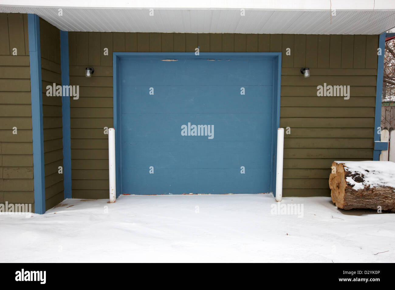 Covered alleyway hi-res stock photography and images - Alamy