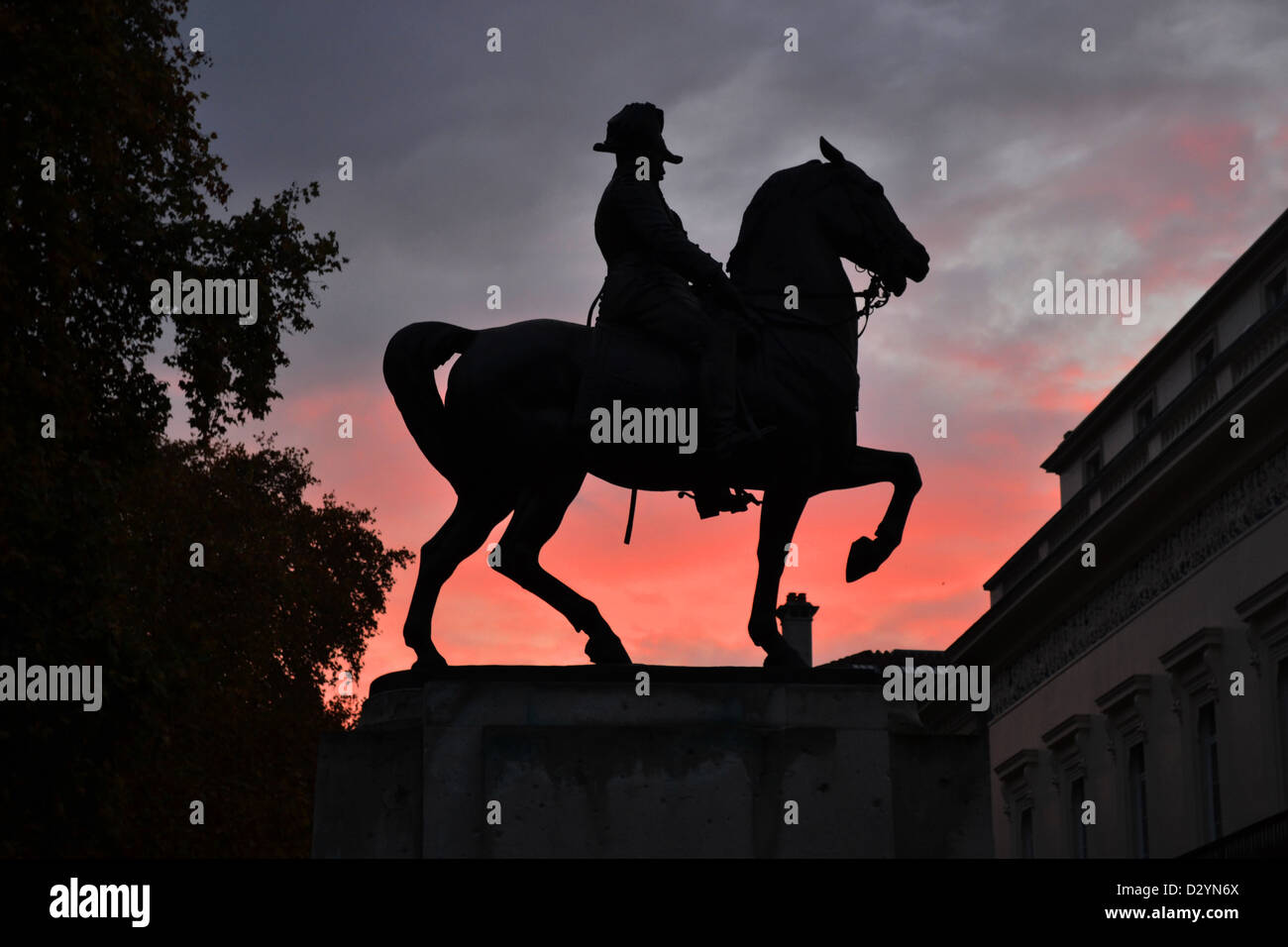 Statue of King Edward VII at Waterloo Place in London Stock Photo - Alamy