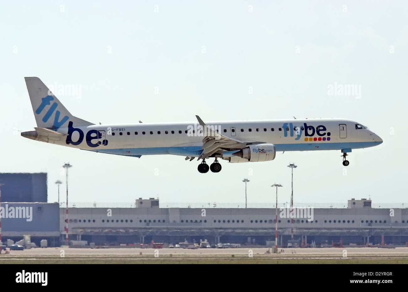 Flybe, Embraer ERJ-195LR Stock Photo - Alamy