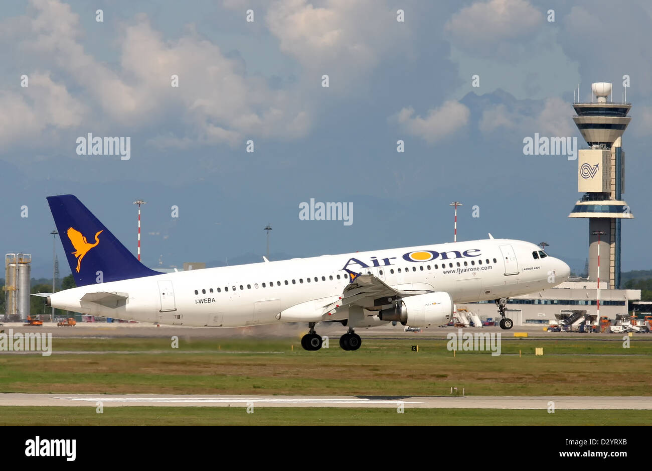 AirOne, Airbus A320 Stock Photo - Alamy