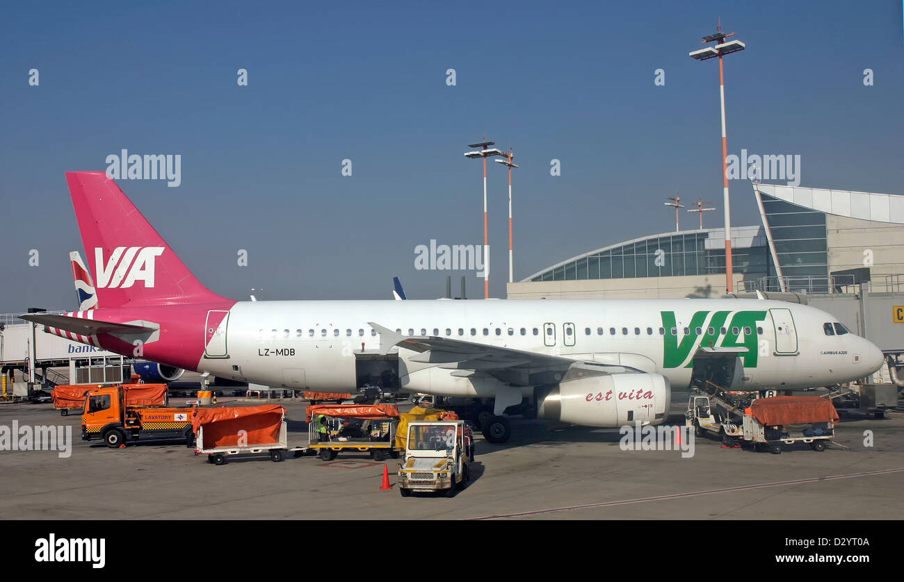 Air via airbus a320 hi-res stock photography and images - Alamy