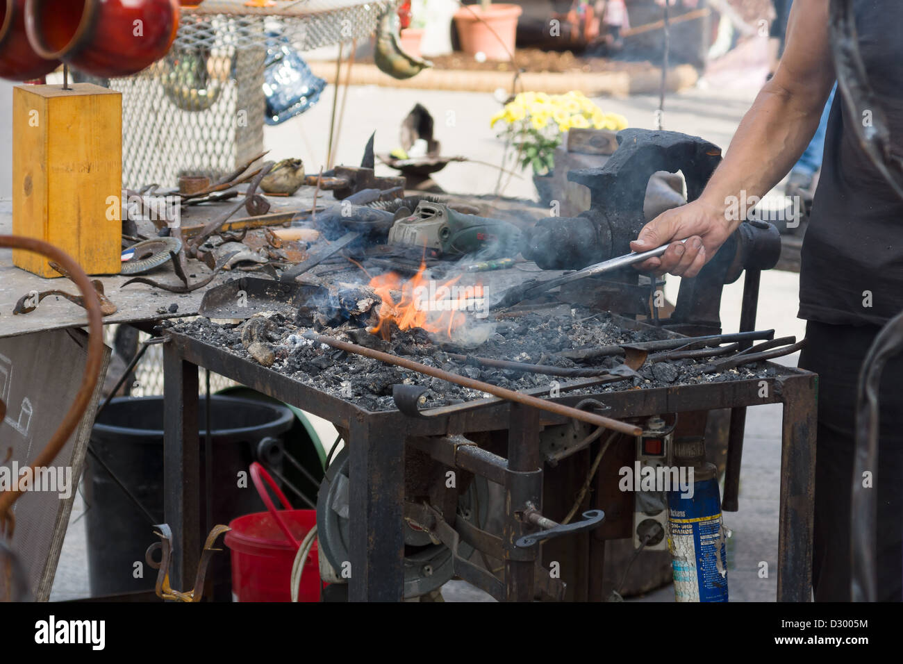 Smith power hammer hi-res stock photography and images - Alamy