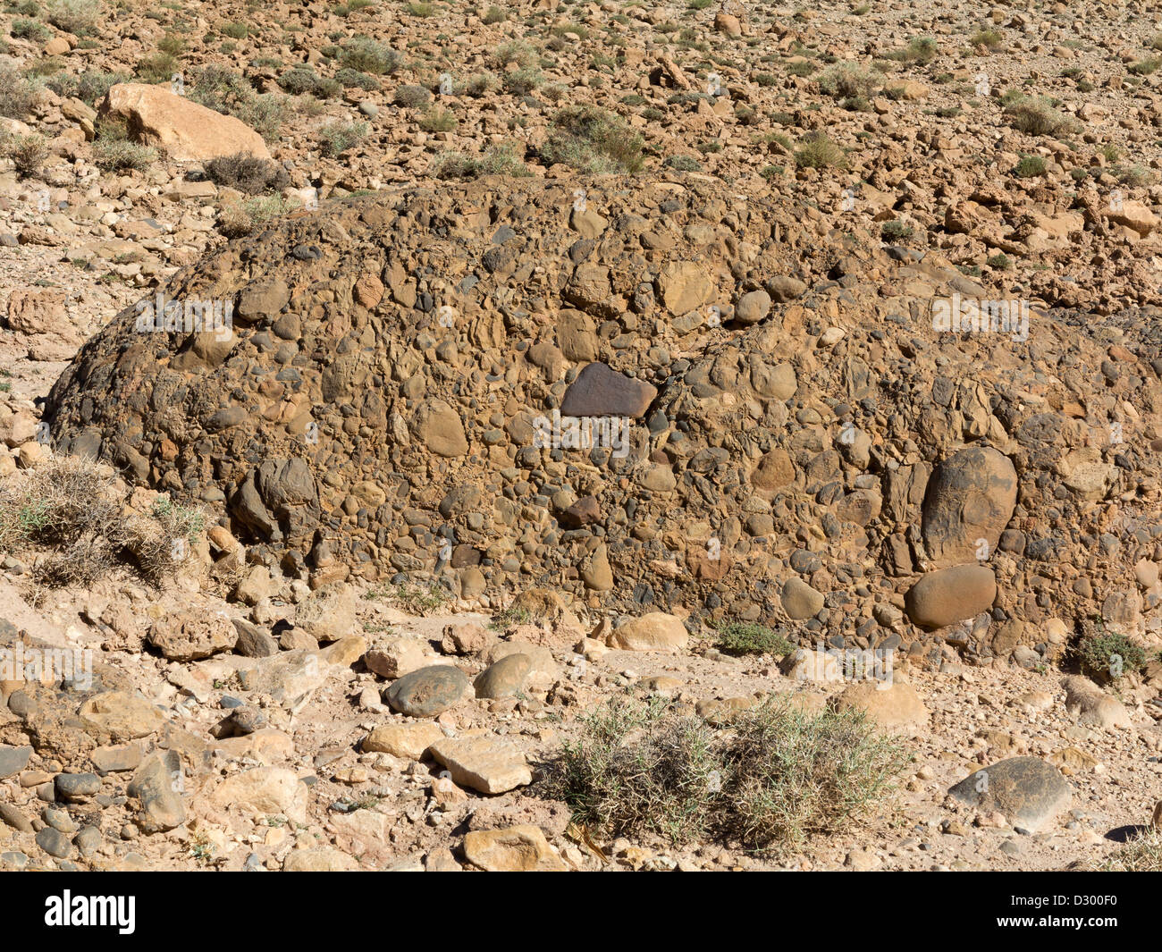 Sedimentary rocks to metamorphic hi-res stock photography and images ...
