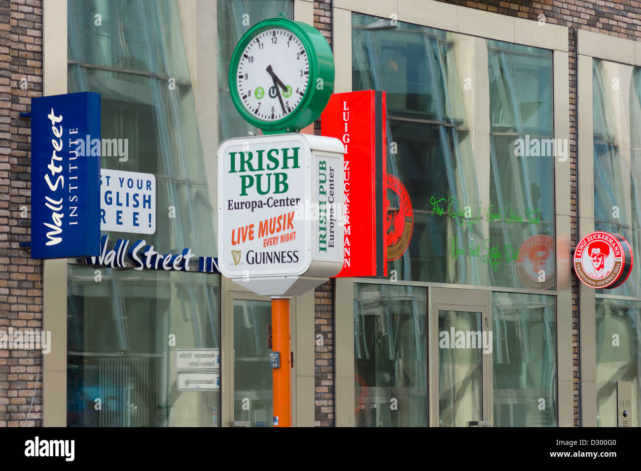 Pub watch sign hi-res stock photography and images - Alamy