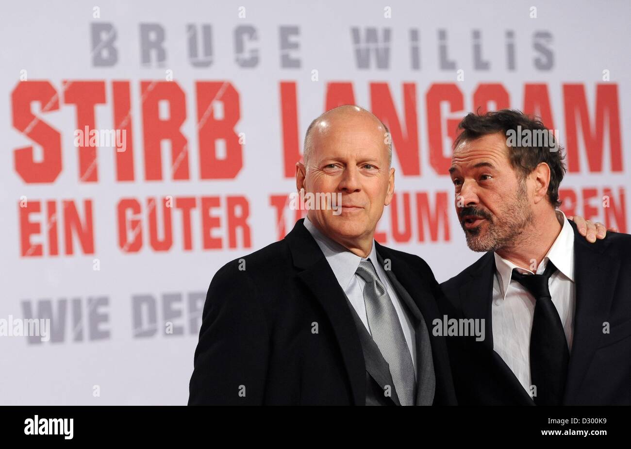 Actors Bruce Willis (US, L) and Sebastian Koch arrive to the premiere ...