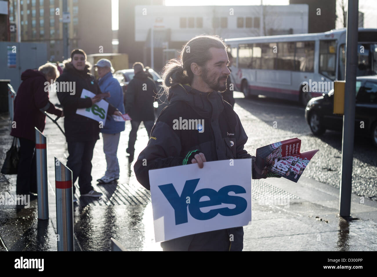 'Yes Scotland' pro-independence leafleting and campaign team, in ...