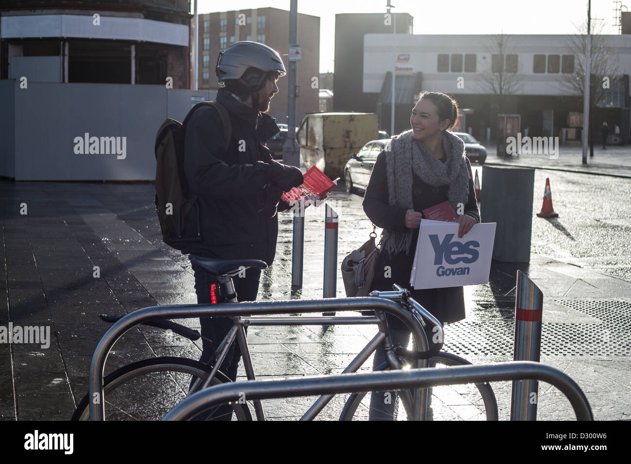 'Yes Scotland' pro-independence leafleting and campaign team, in ...
