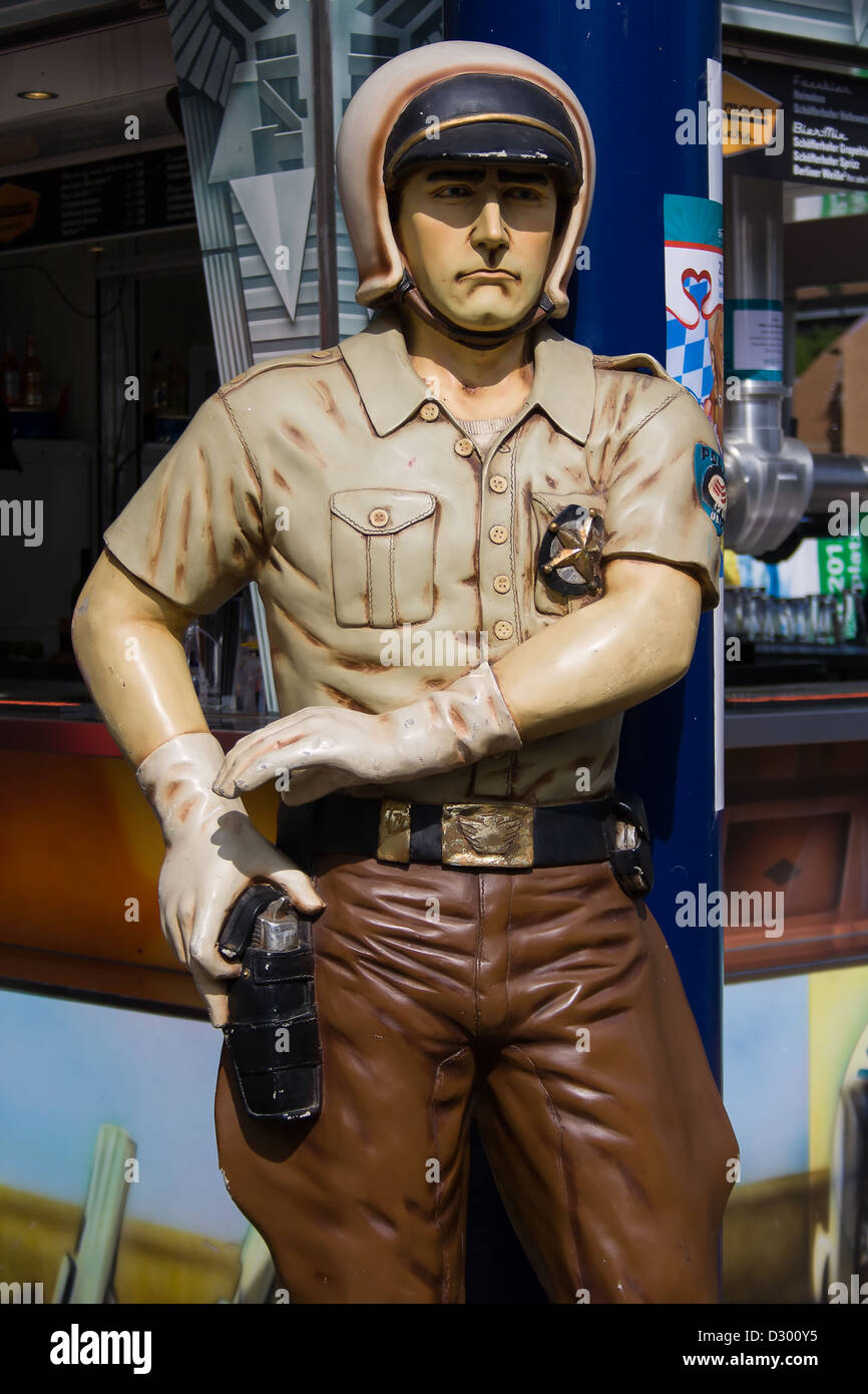 Police mannequin hi-res stock photography and images - Alamy