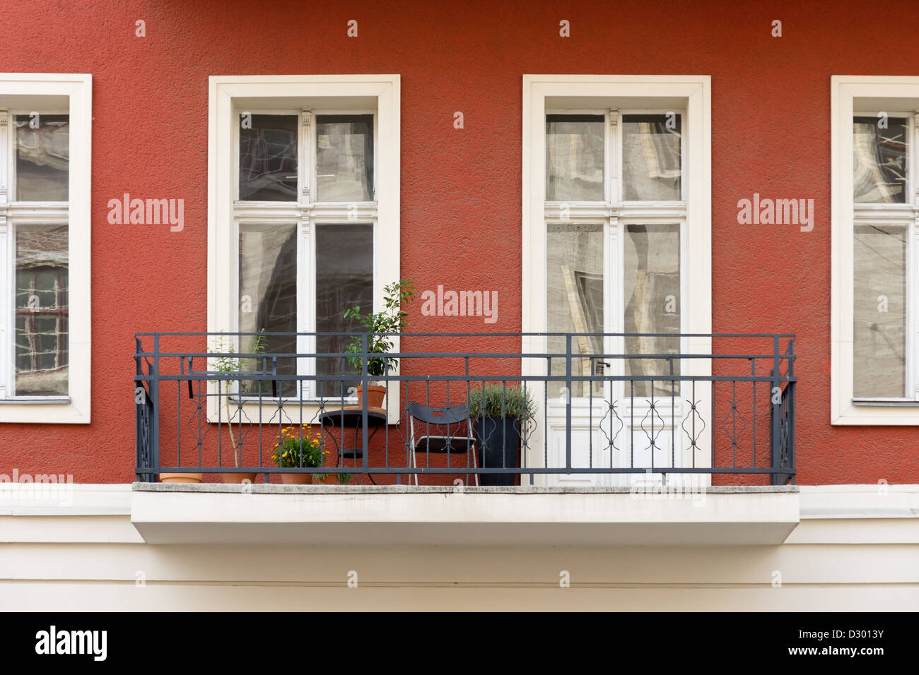 Metallic balcony hi-res stock photography and images - Alamy