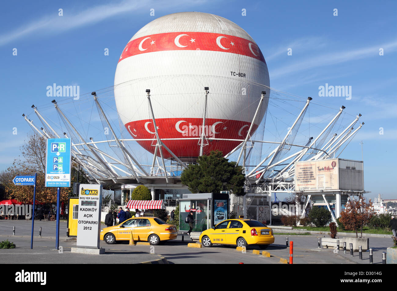 Ferry terminal at Kadikoy, Istanbul, Turkey Stock Photo - Alamy
