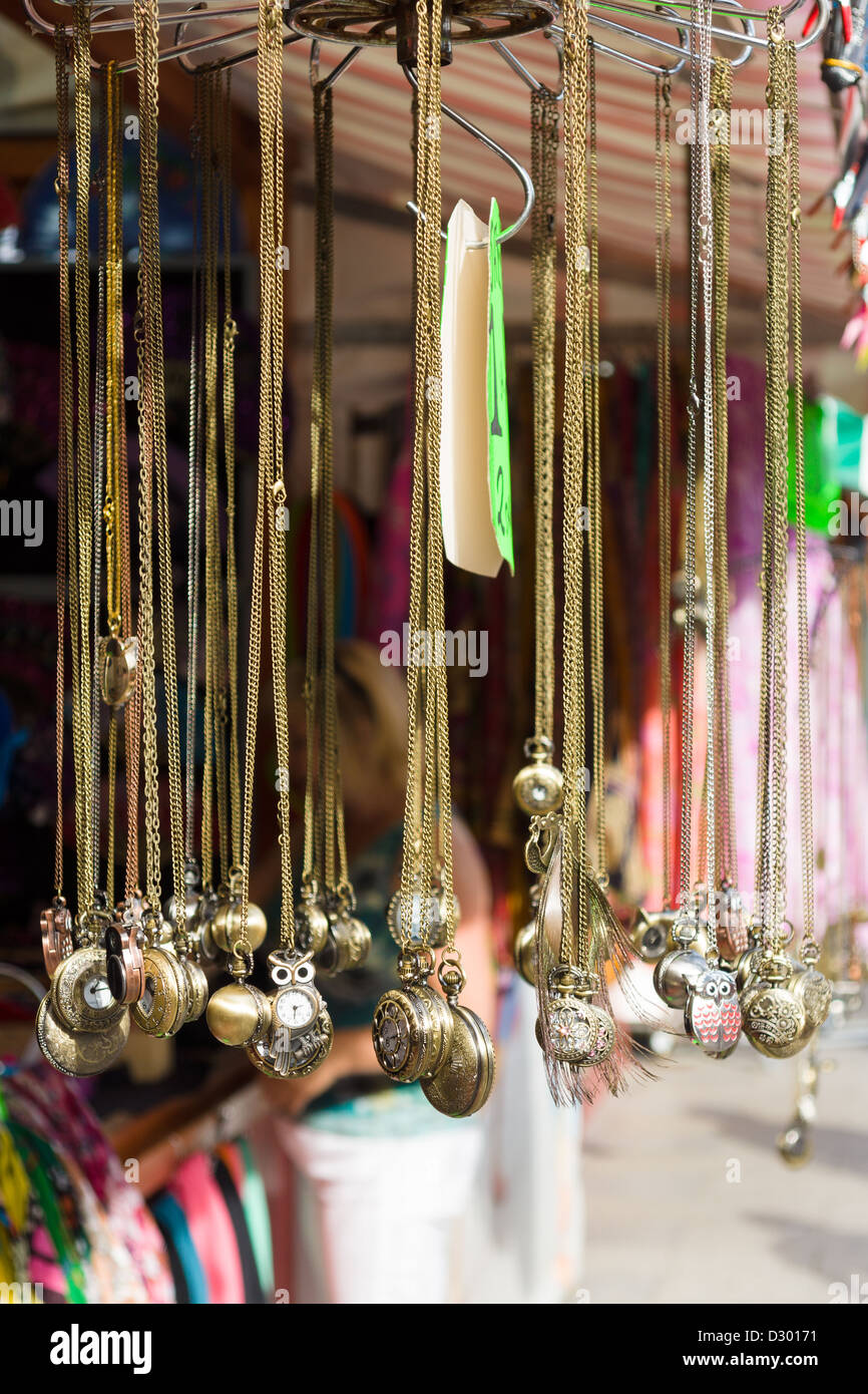 Decorative chain. Background Stock Photo - Alamy