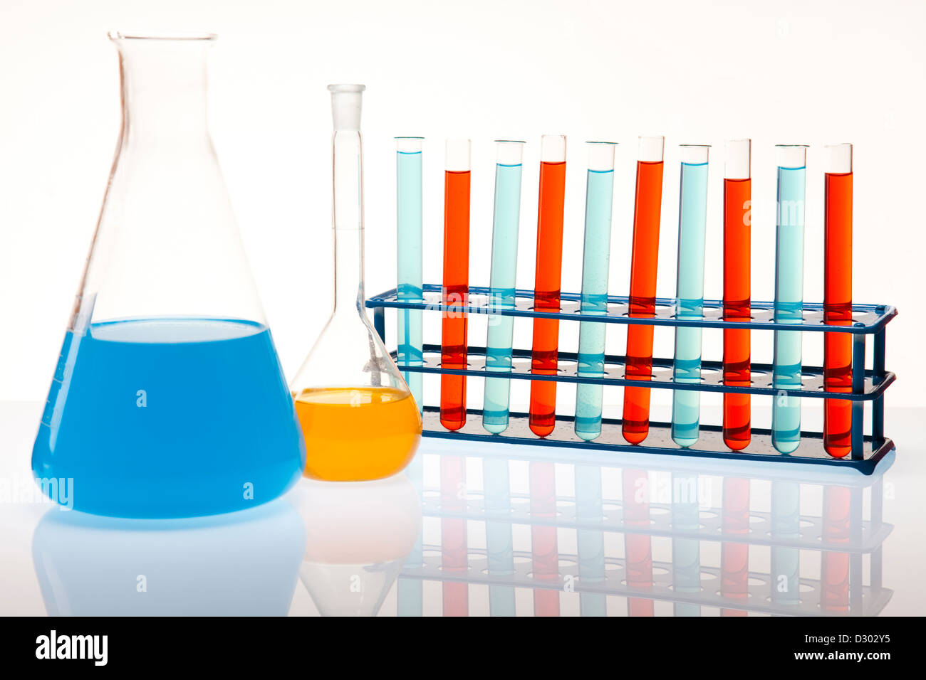 Different flasks hi-res stock photography and images - Alamy