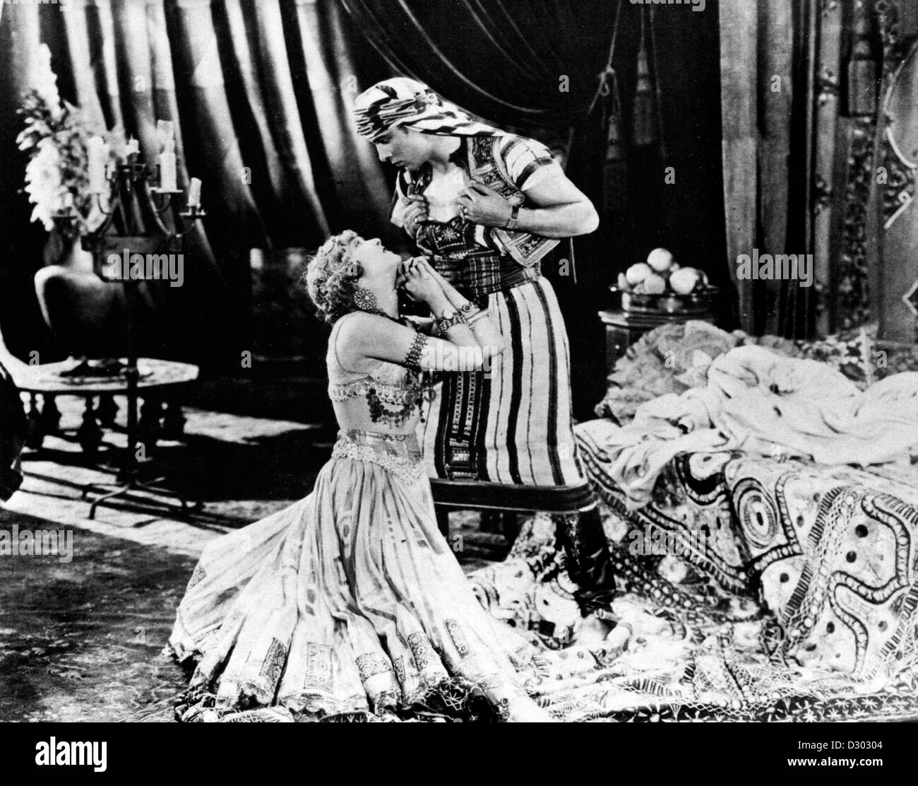 The sheik hi-res stock photography and images - Alamy