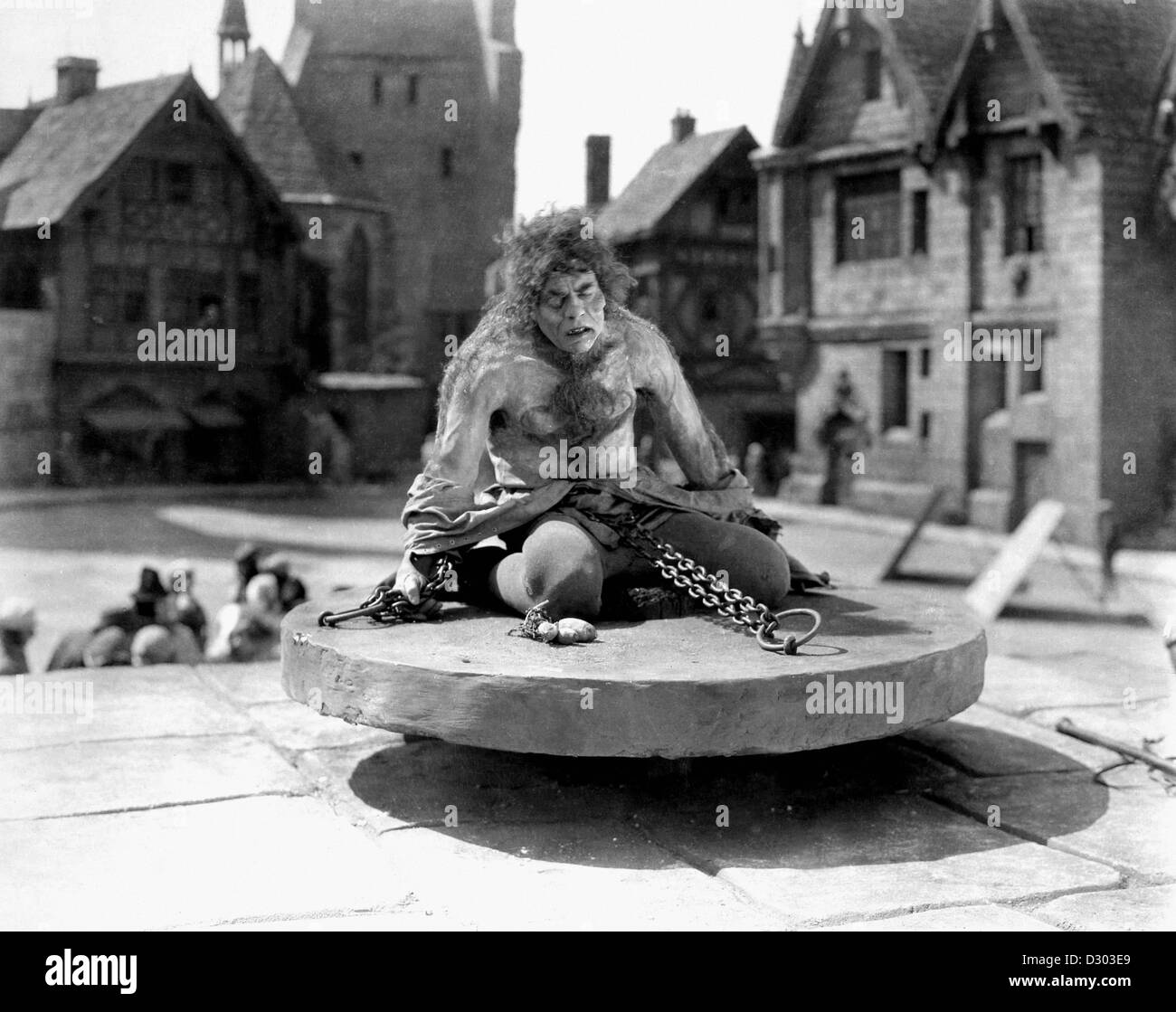 Hunchback of notre dame hi-res stock photography and images - Alamy
