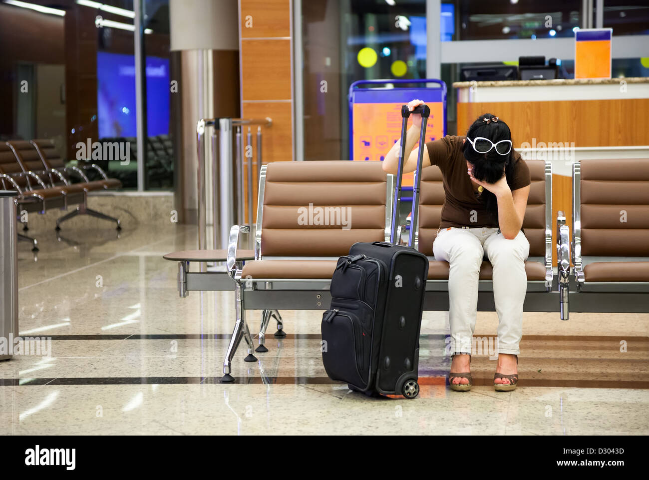 woman was late for a plane at the airport Stock Photo - Alamy