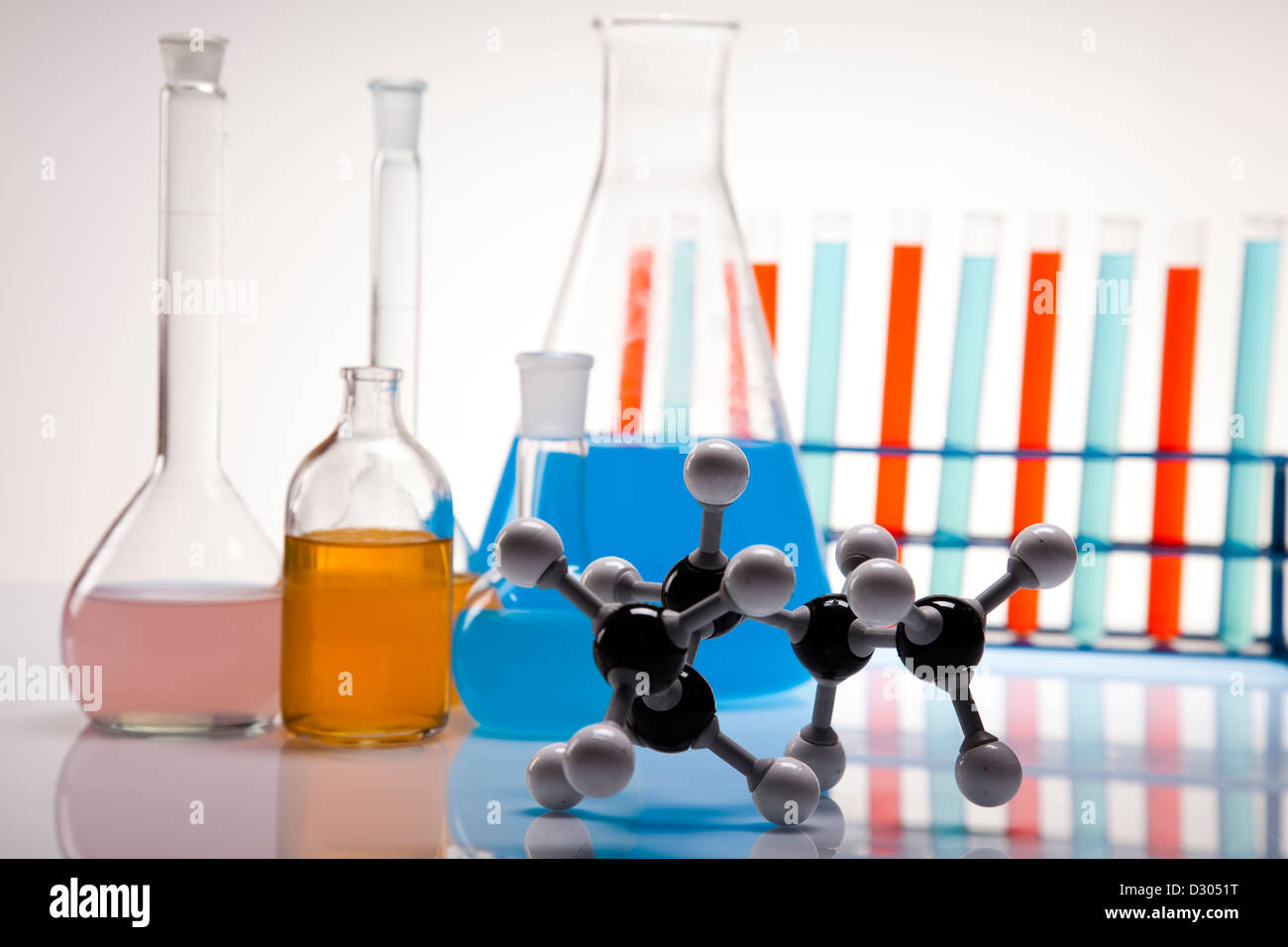 Chemical laboratory glassware equipment Stock Photo - Alamy