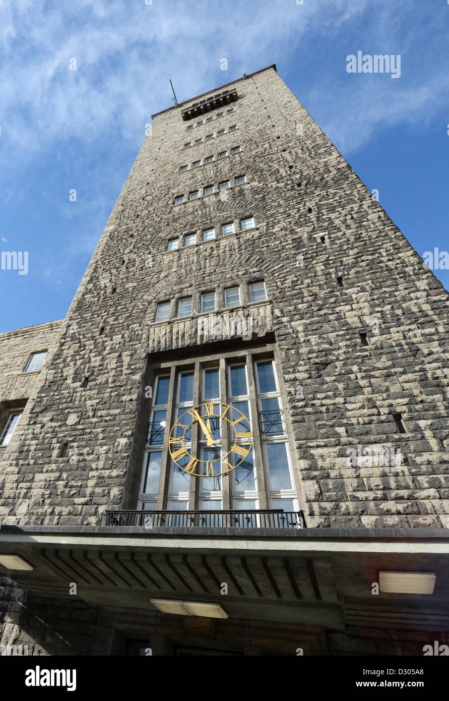 Five to 12 hi-res stock photography and images - Alamy