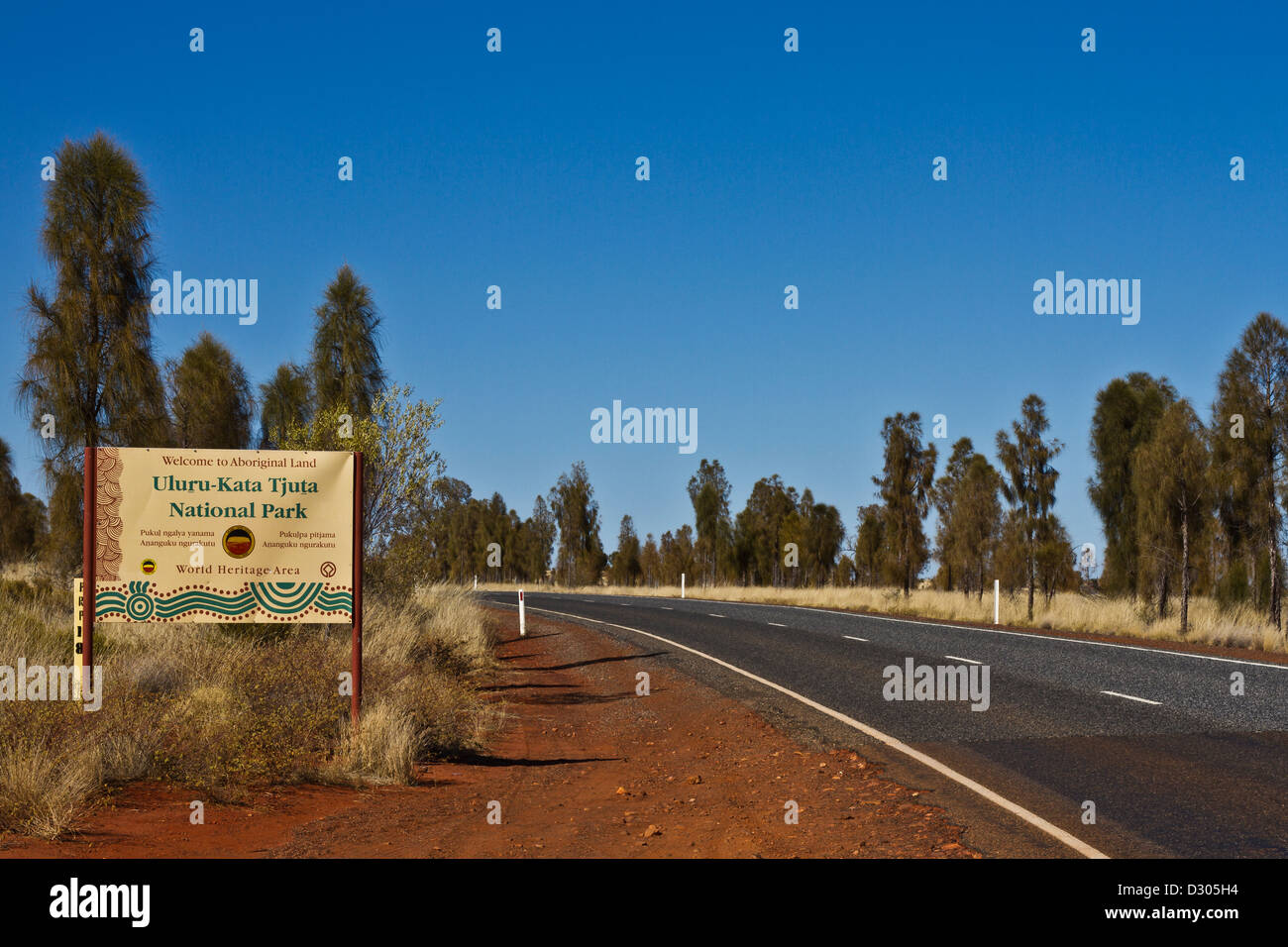 Uluru Kata Tjuta National Park Entrance Stock Photo - Alamy