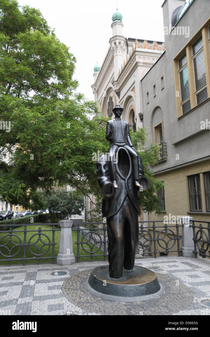 Prague franz kafka statue hi-res stock photography and images - Alamy