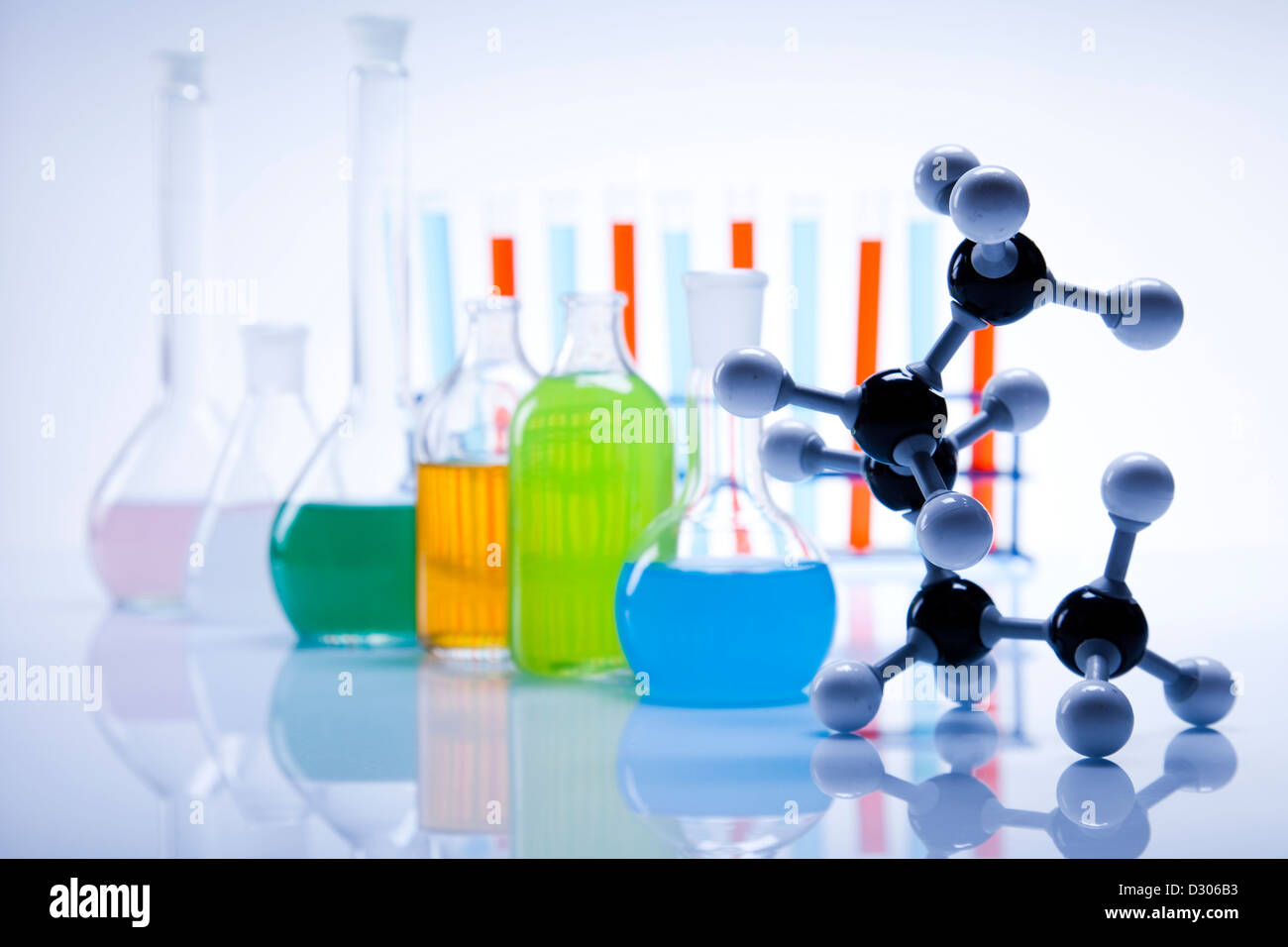 Chemical laboratory glassware equipment Stock Photo - Alamy