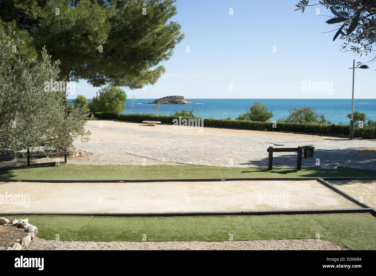 Traditional petanque hi-res stock photography and images - Alamy