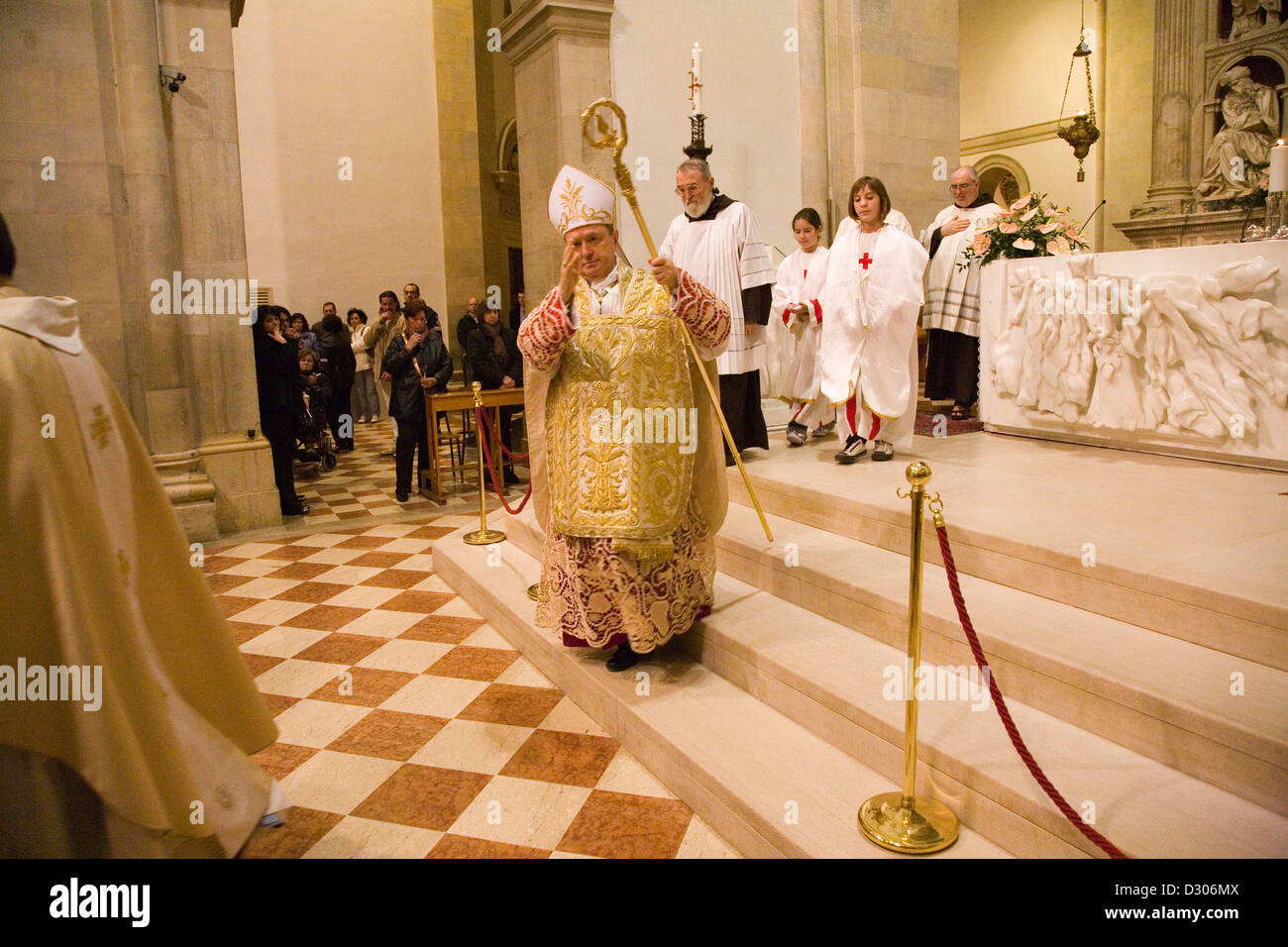 europe, italy, marche, loreto, sanctuary of the holy house, holy mess ...